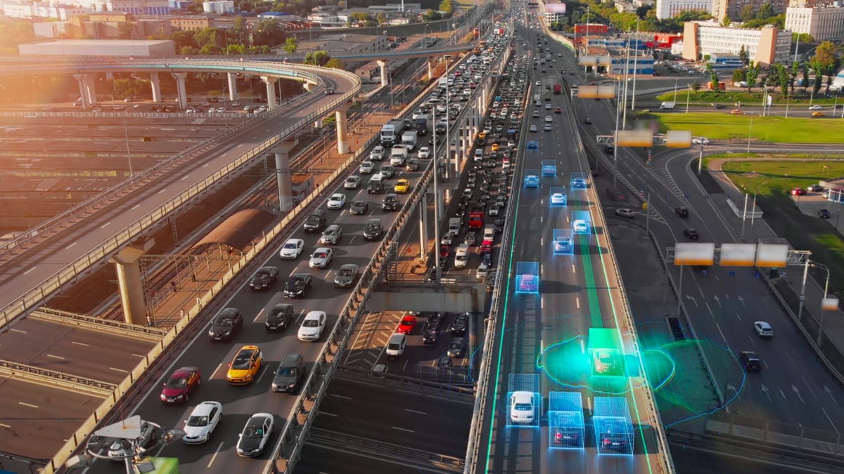 Smart Cities Lighting Control - Sustainable, Efficient & Safe